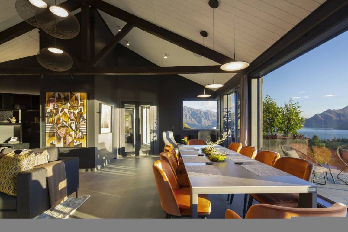 Apartment ∙ 6 Bedrooms ∙ 12 Guests - Queenstown