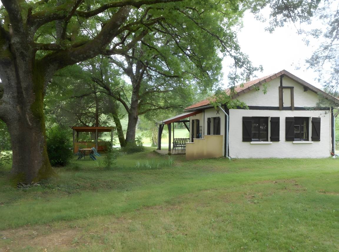 41 M² Ferienhaus ∙ 2 Schlafzimmer ∙ 4 Gäste - Montignac