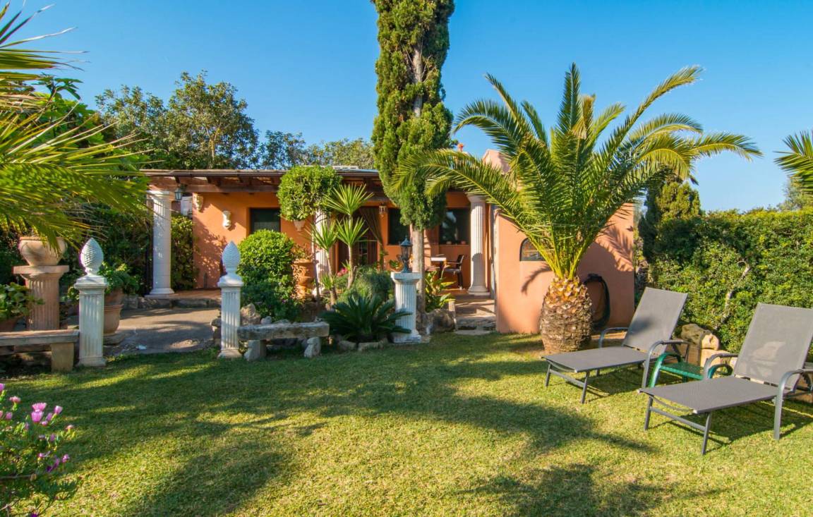 65 M² House ∙ 1 Bedroom ∙ 2 Guests - Cala Mesquida