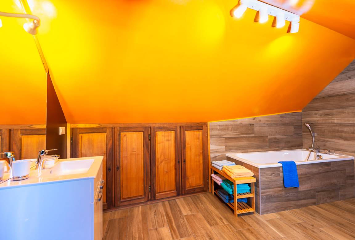 62 M² Gîte ∙ 2 Chambres ∙ 4 Personnes - Mende