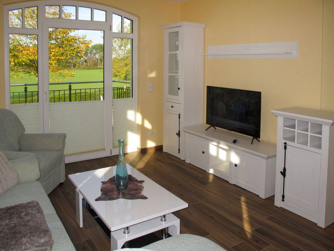 50 M² Ferienwohnung ∙ 1 Schlafzimmer ∙ 3 Gäste - Grimmen