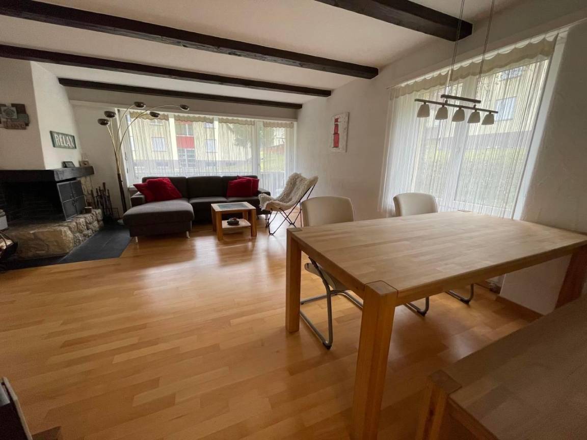 70 M² Ferienwohnung ∙ 2 Schlafzimmer ∙ 6 Gäste - Parpan