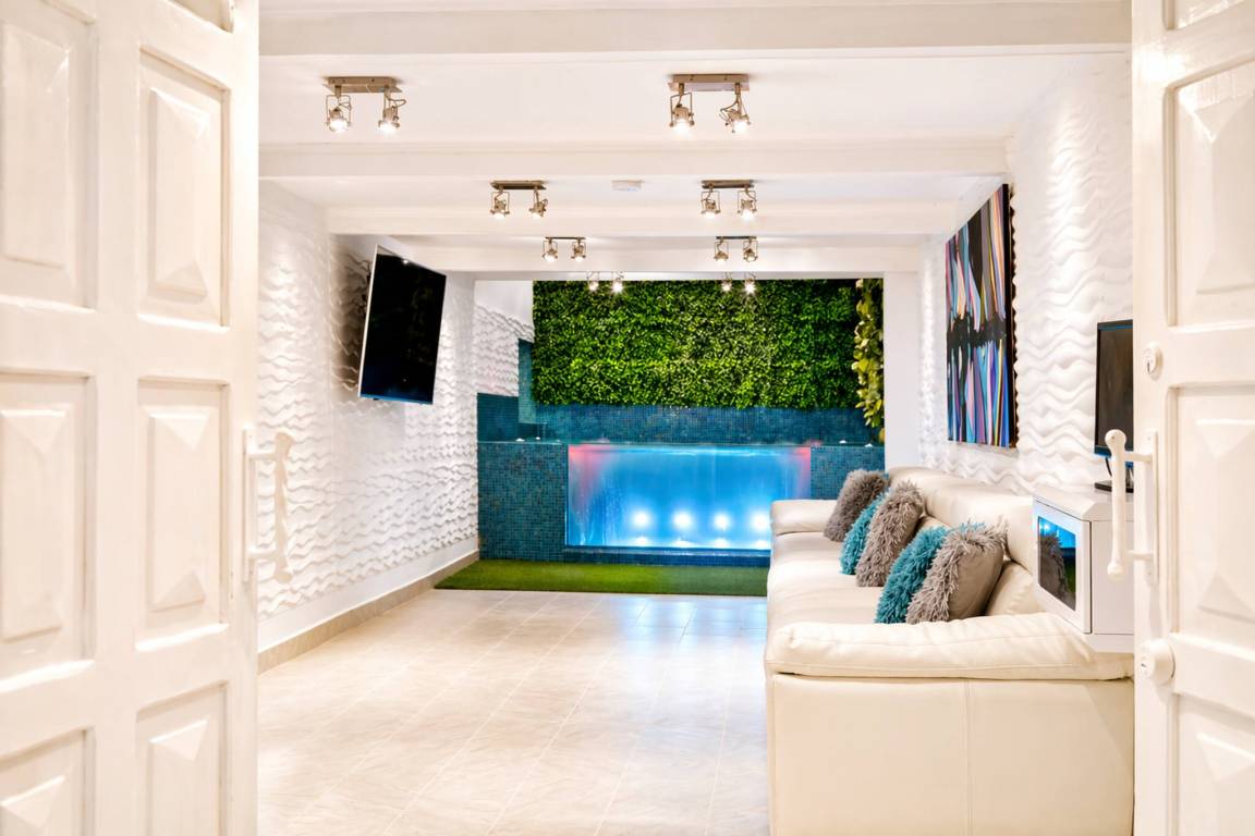 448 M² Maison De Vacances ∙ 11 Chambres ∙ 16 Personnes - コロンビー メデジン