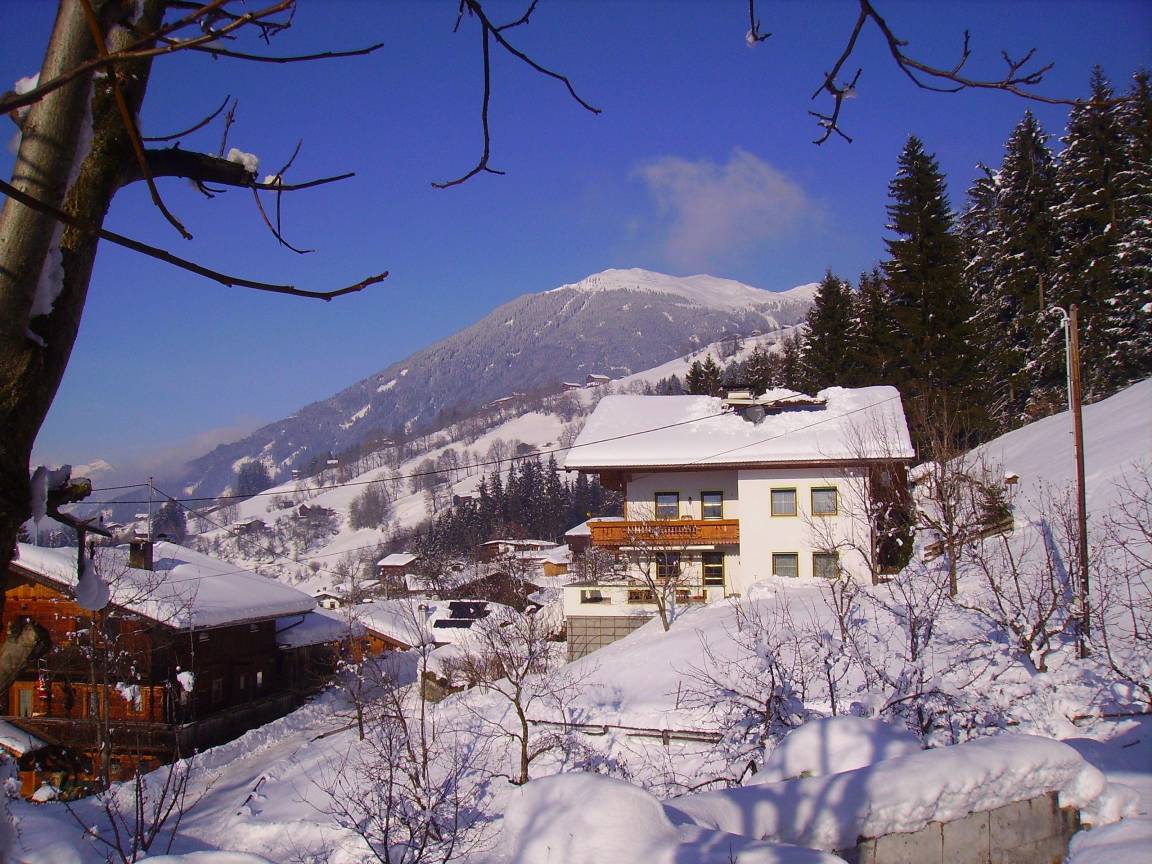 50 M² Ferienwohnung ∙ 1 Schlafzimmer ∙ 6 Gäste - Zillertal