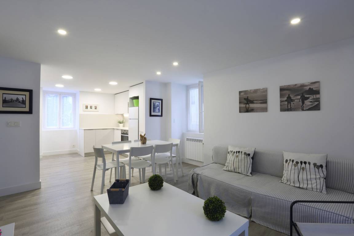 68 M² Apartamento ∙ 2 Habitaciones ∙ 4 Huéspedes - Fontarrabie