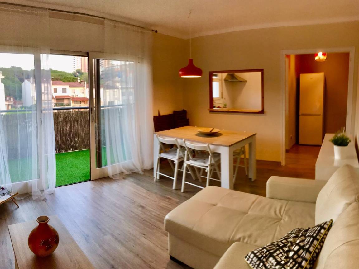 60 M² Appartamento Vacanza ∙ 2 Camere Da Letto ∙ 4 Ospiti - Sant Feliu de Guíxols