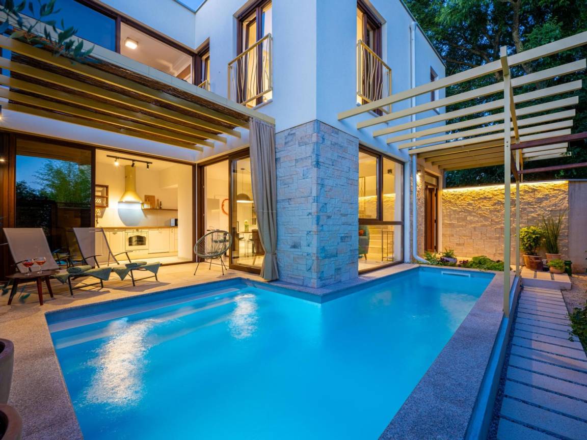 100 M² Ferienhaus ∙ 2 Schlafzimmer ∙ 4 Gäste - Fažana