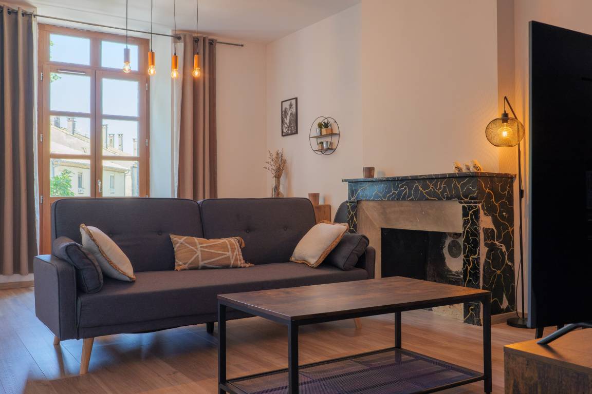 110 M² Appartement ∙ 3 Chambres ∙ 6 Personnes - Aubenas