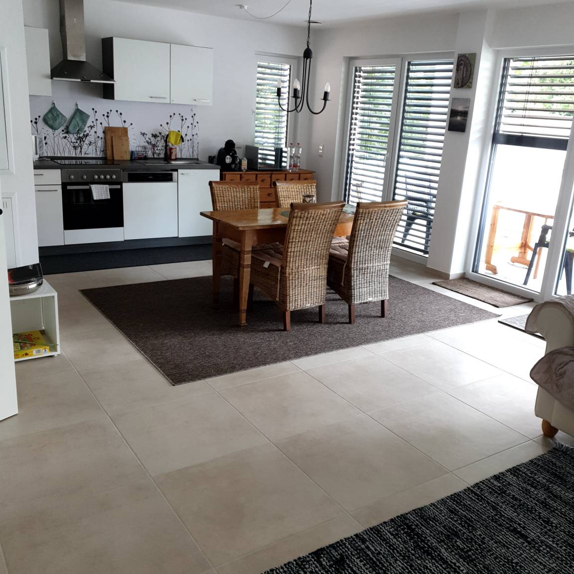 76 M² Ferienwohnung ∙ 1 Schlafzimmer ∙ 4 Gäste - Neuburg an der Donau