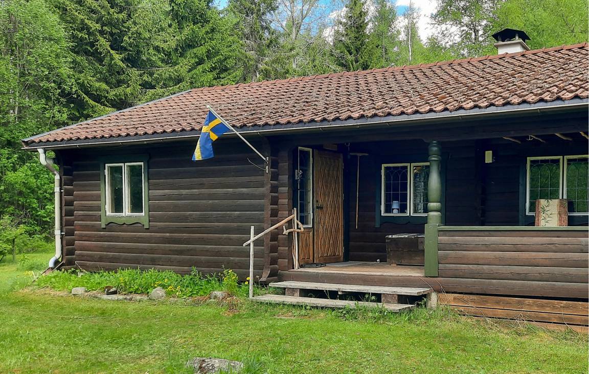 65 M² Hus ∙ 2 Sovrum ∙ 4 Gäster - Insjön