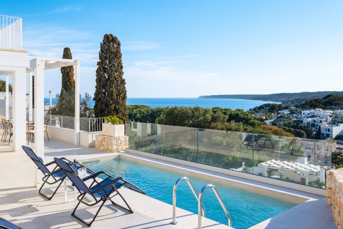 95 M² Apartamento ∙ 2 Habitaciones ∙ 8 Huéspedes - Castro, LE