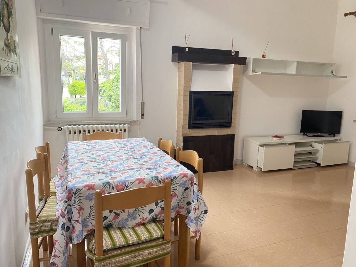 85 M² Apartment ∙ 2 Bedrooms ∙ 6 Guests - Sirolo
