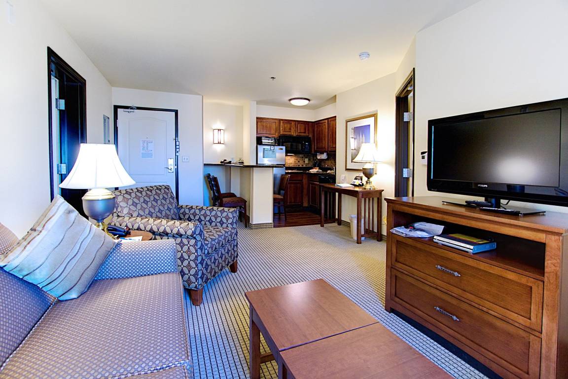 Condo ∙ 2 Bedrooms ∙ 8 Guests - Salt Lake City, UT