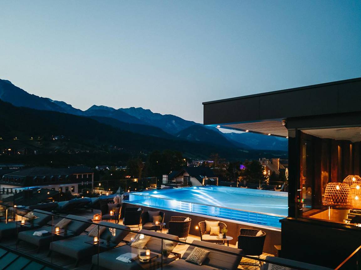 60 M² Hotel ∙ 2 Bedrooms ∙ 4 Guests - Hallstatt