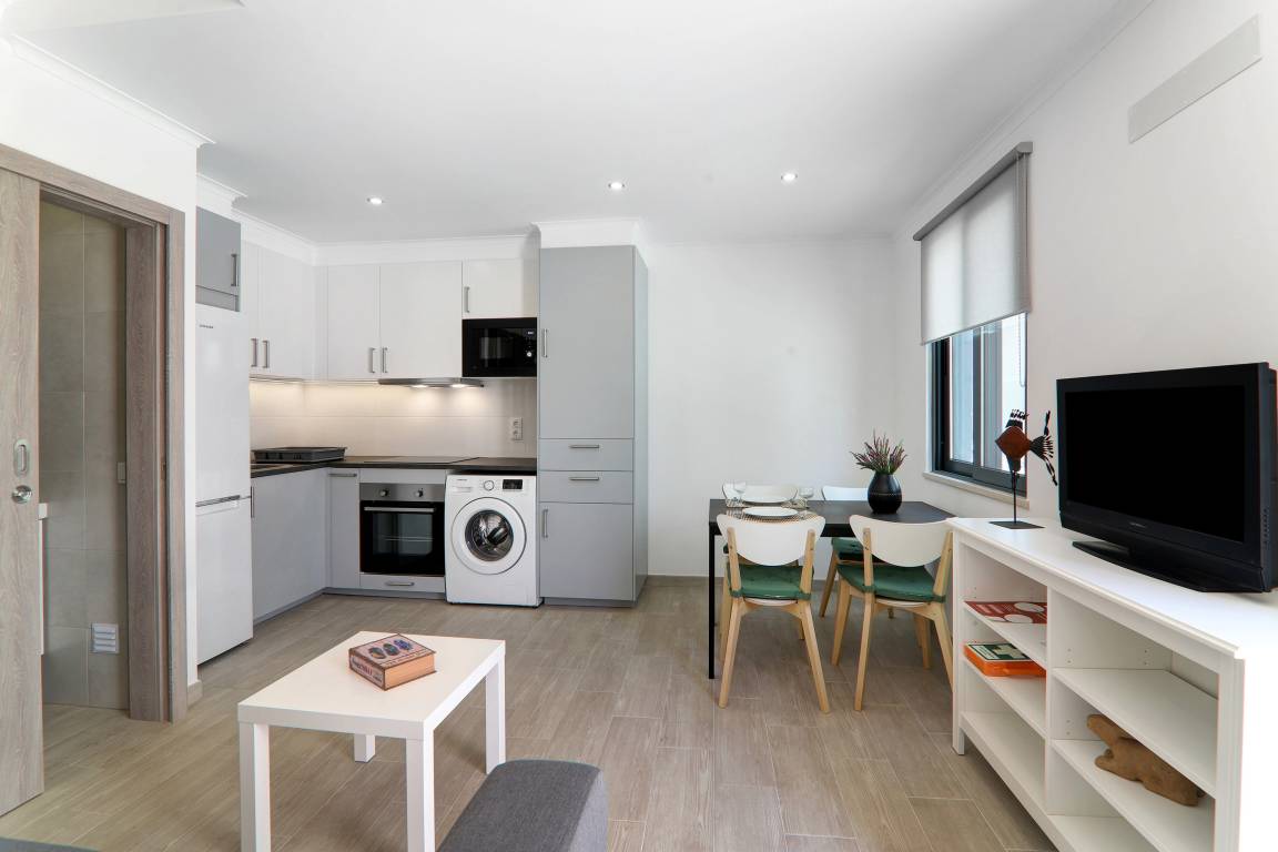 75 M² Huis ∙ 2 Slaapkamers ∙ 4 Gasten - Fuseta