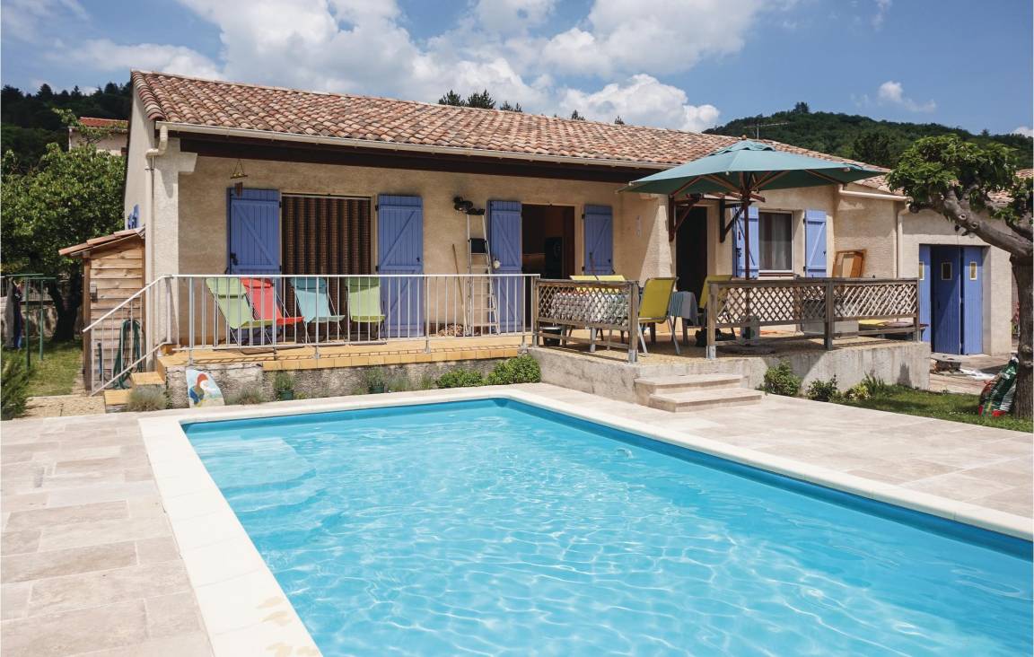 110 M² Huis ∙ 3 Slaapkamers ∙ 6 Gasten - Roquebrun