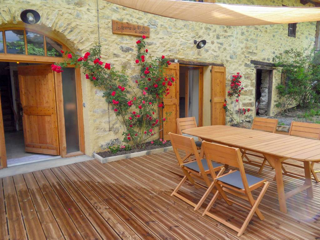 94 M² Gîte ∙ 2 Chambres ∙ 4 Personnes - Seyne