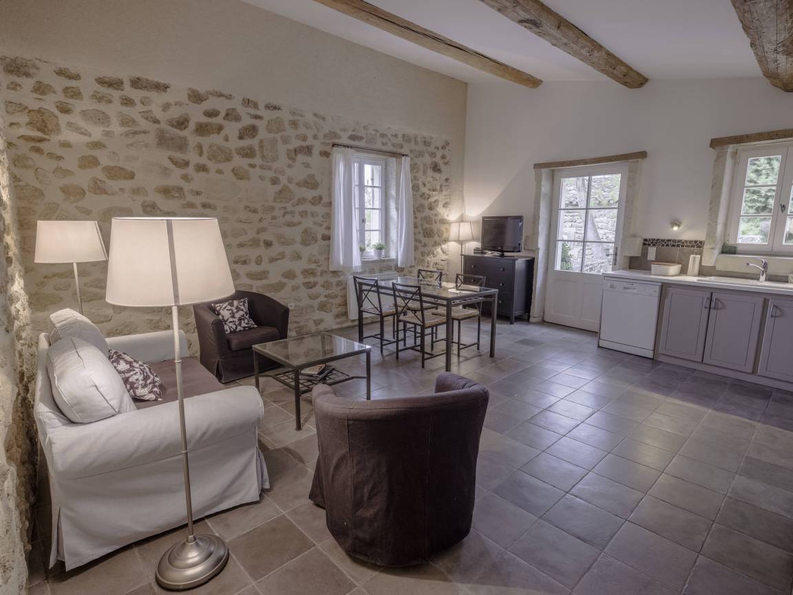 70 M² Cottage ∙ 2 Chambres ∙ 4 Personnes - Grignan
