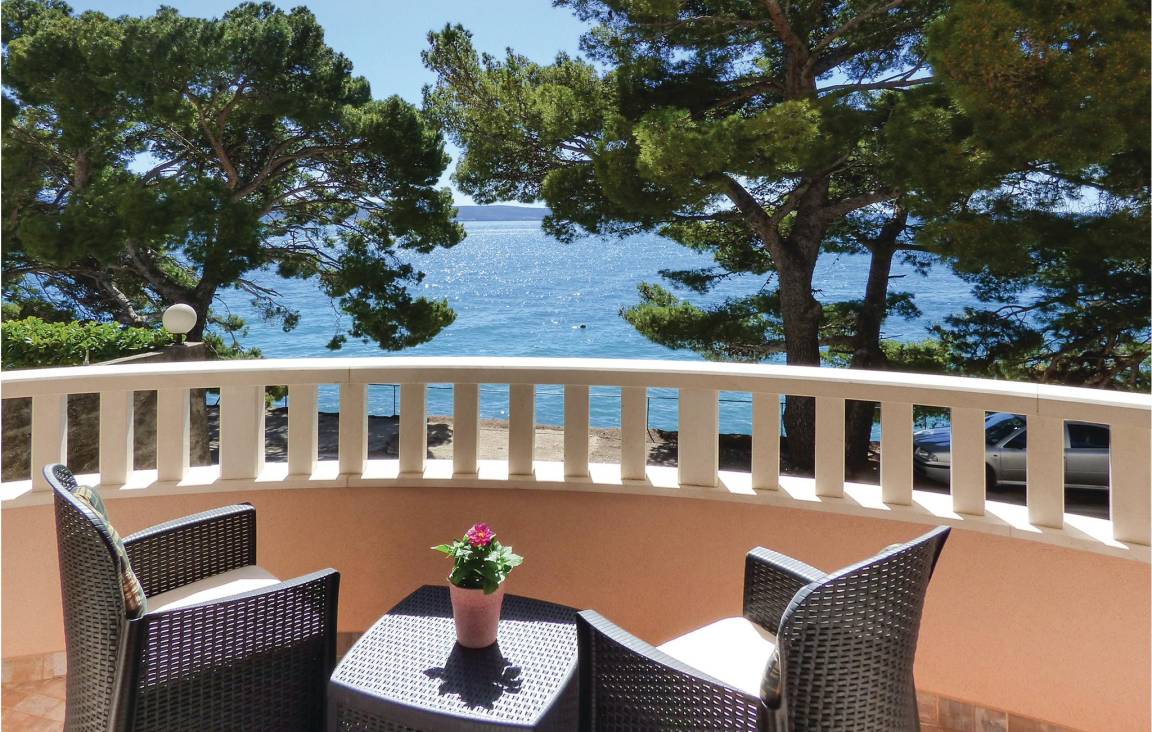 56 M² Apartment ∙ 1 Bedroom ∙ 4 Guests - Podstrana