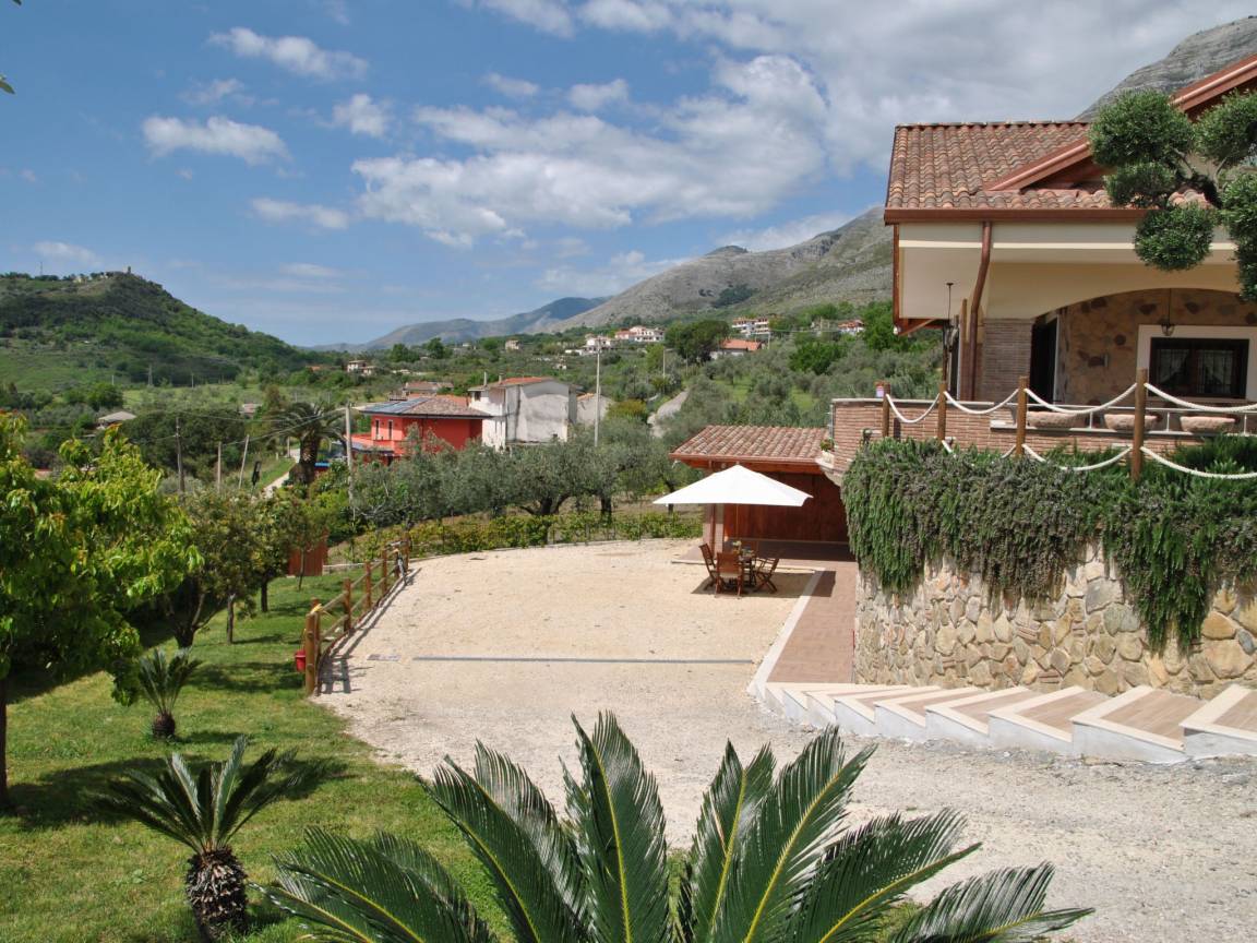 60 M² Appartamento Vacanza ∙ 1 Camera Da Letto ∙ 4 Ospiti - Scauri