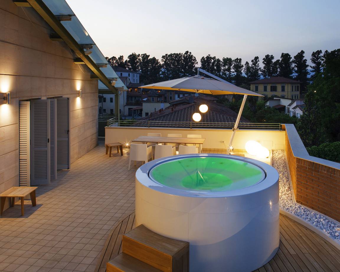 150 M² Apartment ∙ 2 Bedrooms ∙ 4 Guests - Lucca