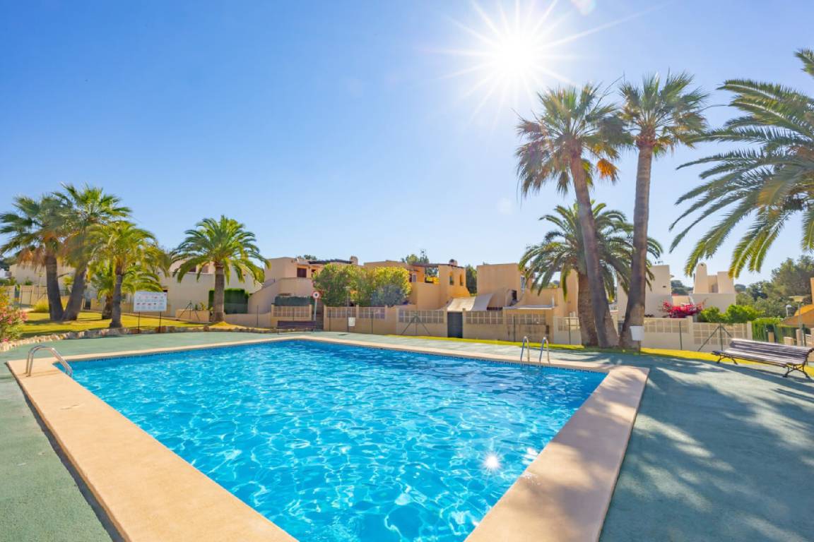 75 M² Bungalow ∙ 3 Habitaciones ∙ 6 Huéspedes - Altea