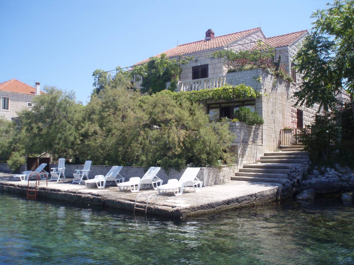 160 M² House ∙ 4 Bedrooms ∙ 8 Guests - Lumbarda