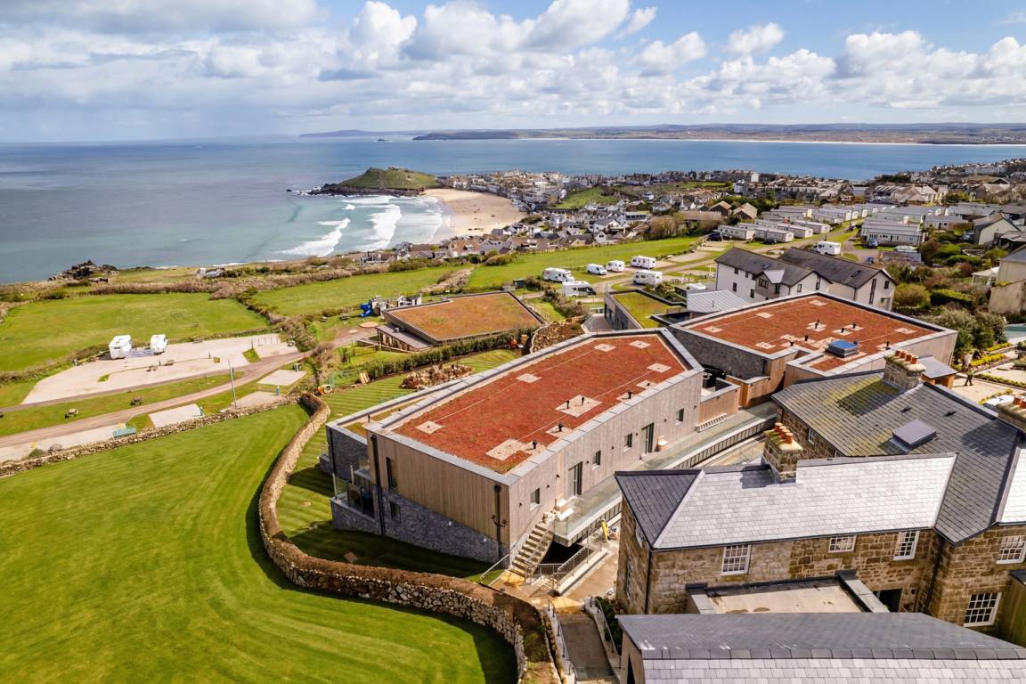Cottage ∙ 2 Bedrooms ∙ 4 Guests - St Ives