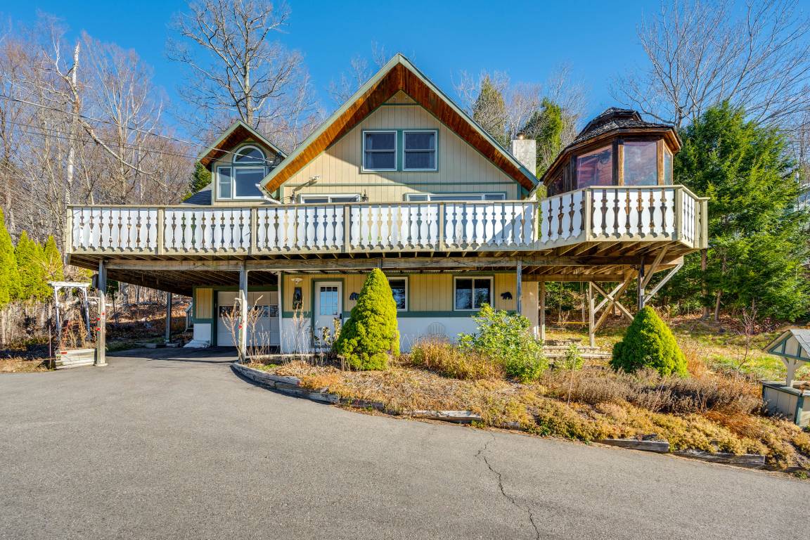 217 M² House ∙ 3 Bedrooms ∙ 13 Guests - New England