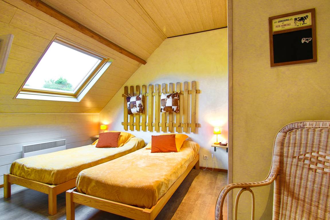 23 M² Chambre D'hôtes ∙ 1 Chambre ∙ 4 Personnes - Saint-Vaast-la-Hougue