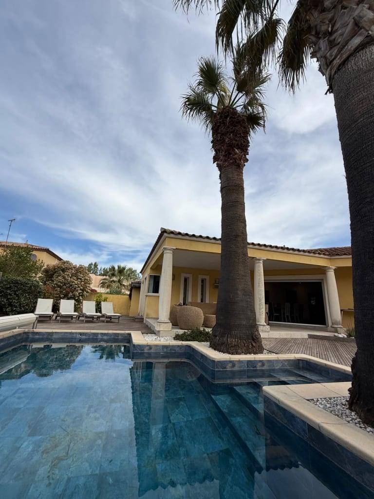150 M² Villa ∙ 3 Schlafzimmer ∙ 6 Gäste - Port Camargue