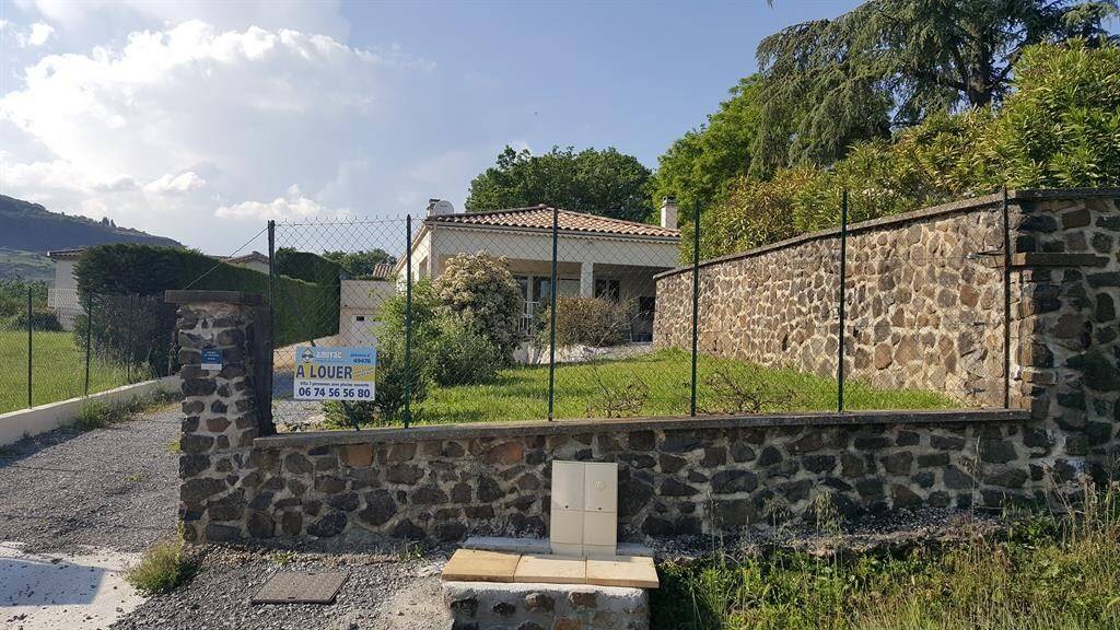 80 M² Villa ∙ 3 Bedrooms ∙ 7 Guests - Ardèche