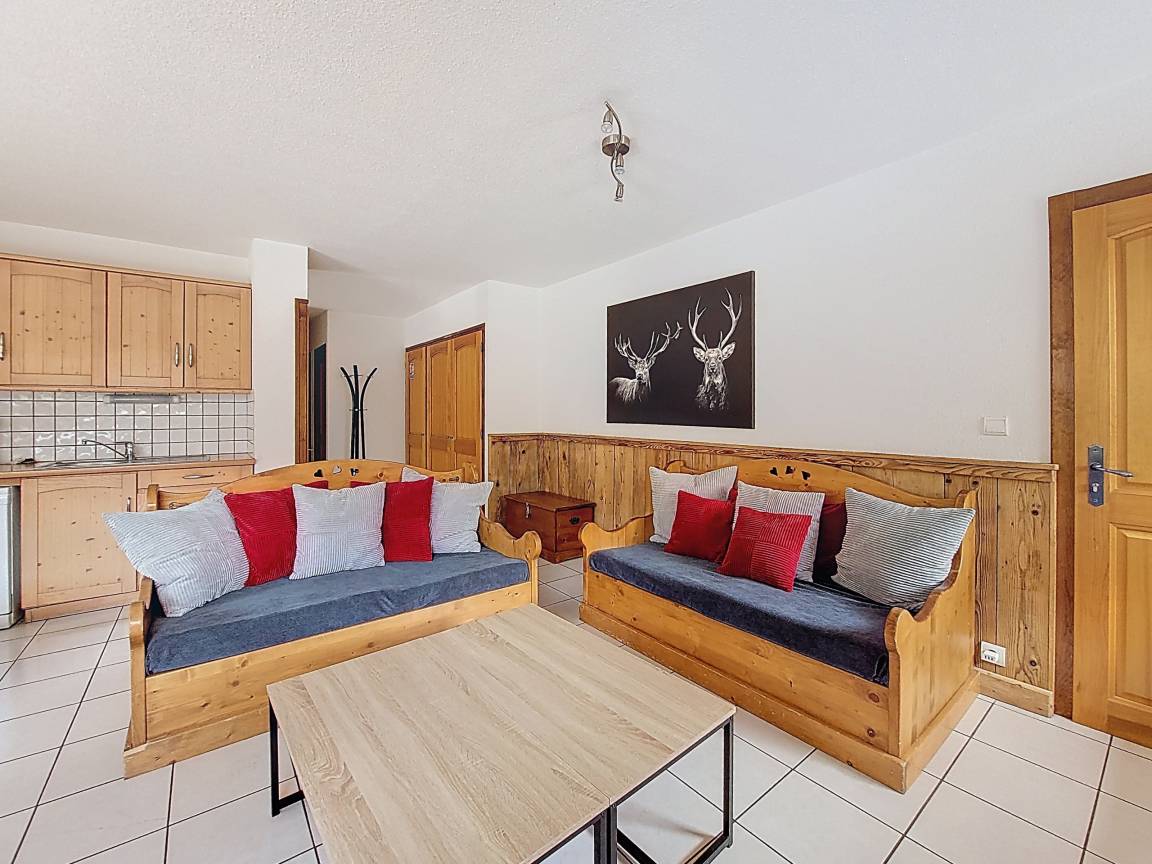 121 M² Apartment ∙ 4 Bedrooms ∙ 12 Guests - Morzine