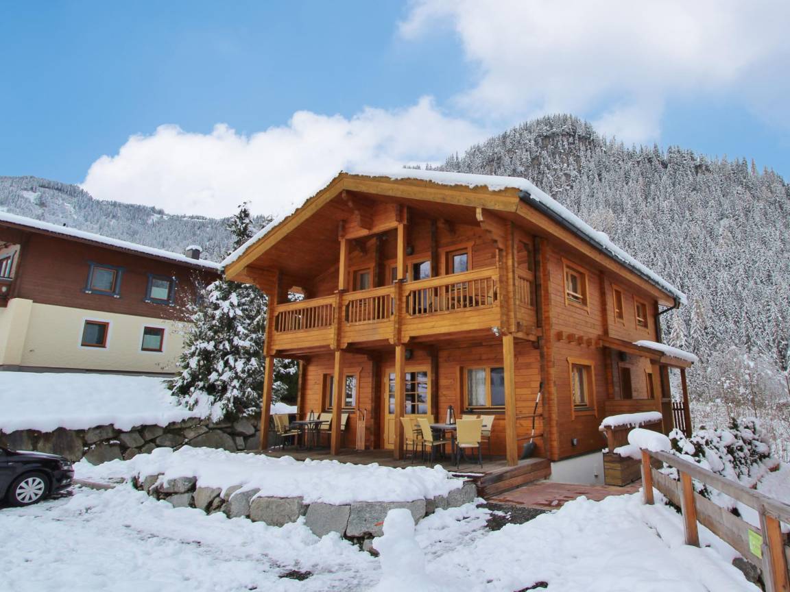 185 M² Chalet ∙ 4 Bedrooms ∙ 10 Guests - Königsleiten