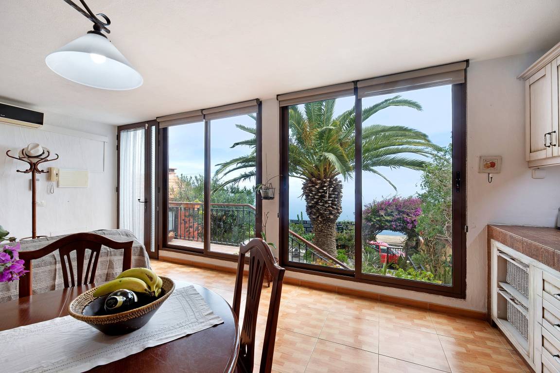 100 M² Ferienhaus ∙ 1 Schlafzimmer ∙ 2 Gäste - Faro de Fuencaliente