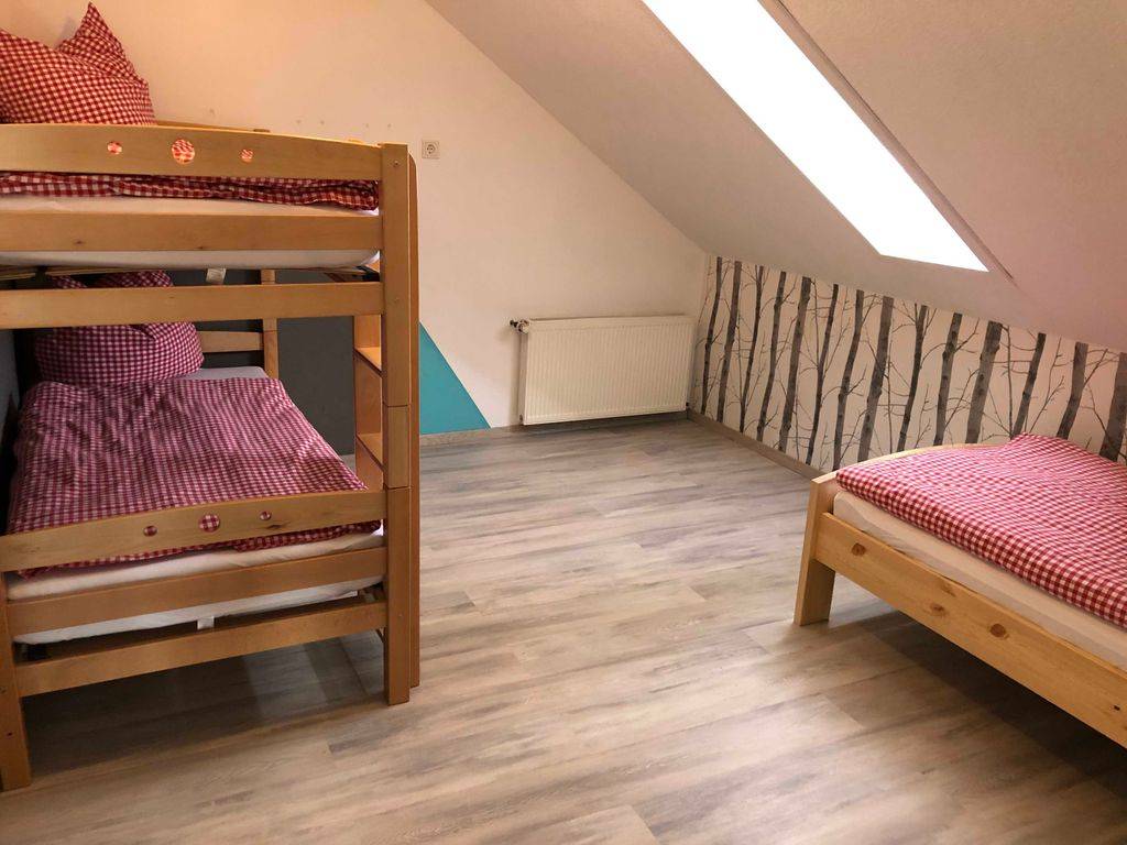 110 M² Ferienwohnung ∙ 2 Schlafzimmer ∙ 5 Gäste - Bad Camberg