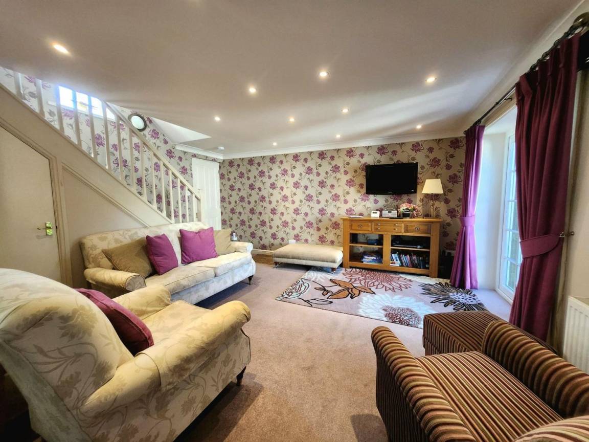 Cottage ∙ 2 Bedrooms ∙ 4 Guests -