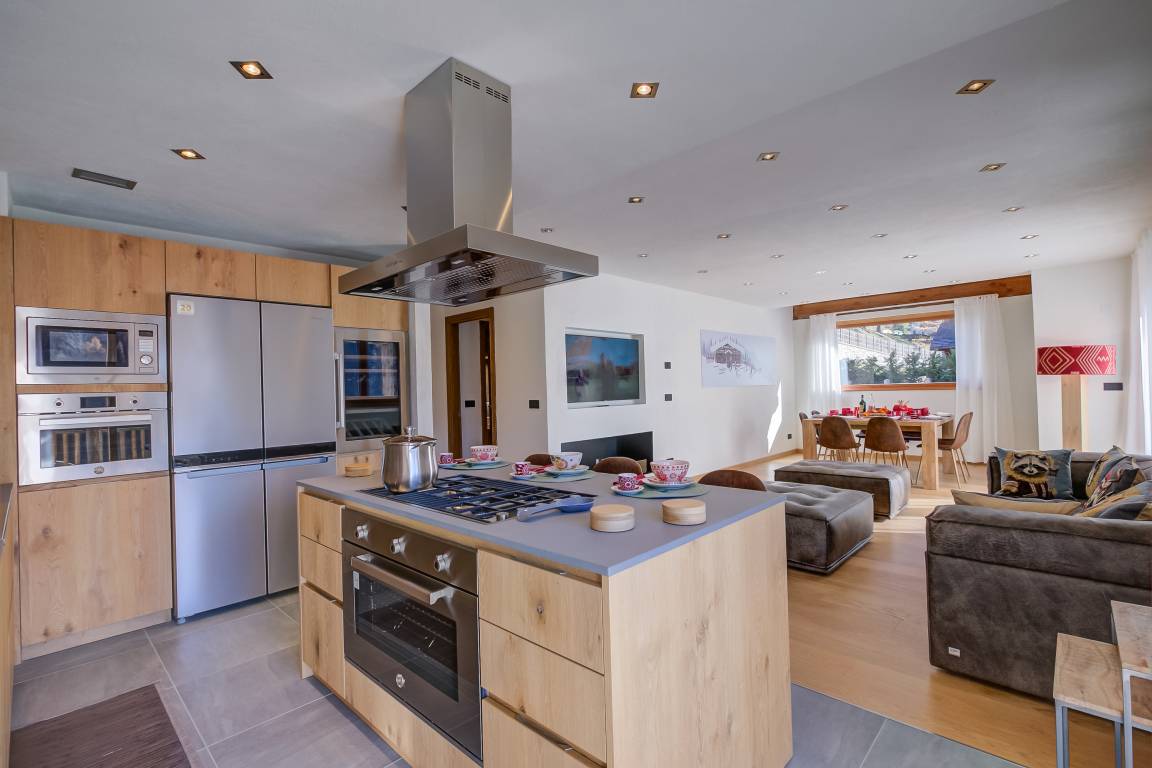 239 M² Chalet ∙ 4 Bedrooms ∙ 9 Guests - Piedmont