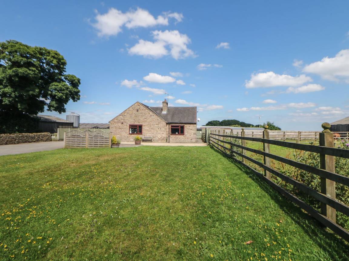 Cottage ∙ 3 Bedrooms ∙ 6 Guests - Wirksworth