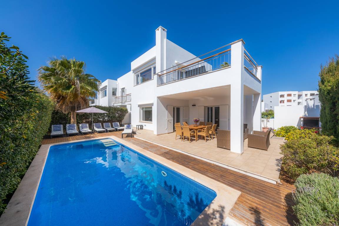 180 M² House ∙ 3 Bedrooms ∙ 6 Guests - Cala Santanyí