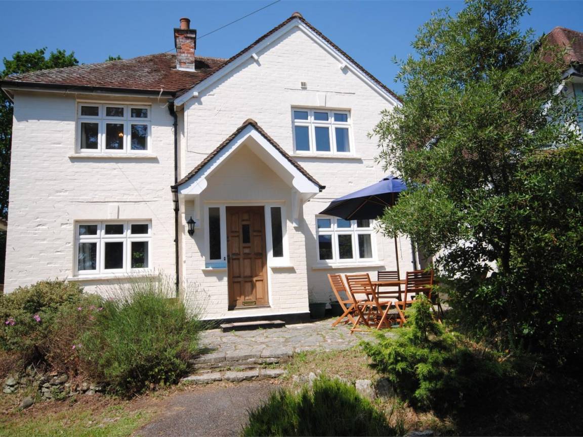 Cottage ∙ 4 Bedrooms ∙ 7 Guests - Swanage