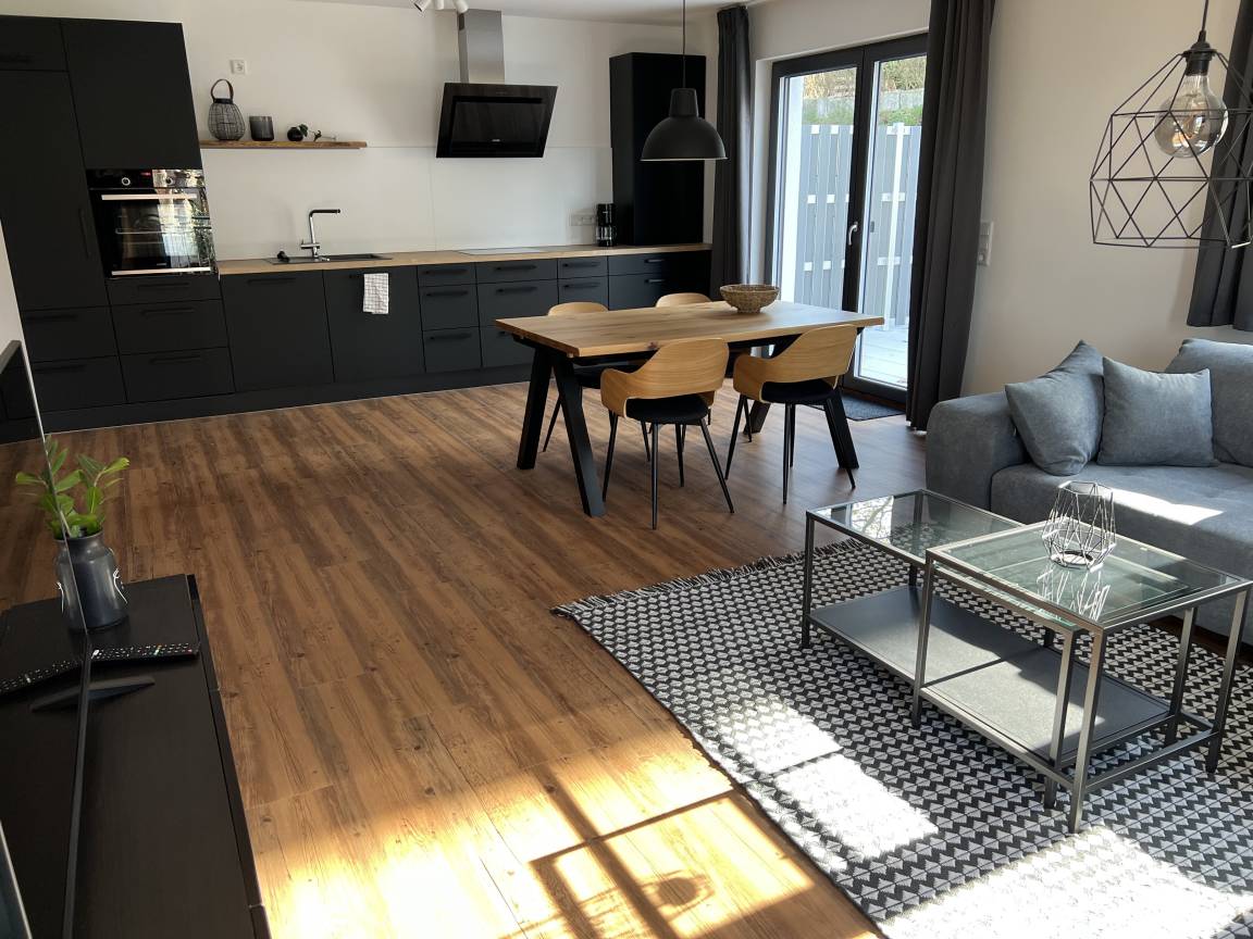 Ferienwohnung ∙ 2 Schlafzimmer ∙ 4 Gäste - Weißenburg in Bayern