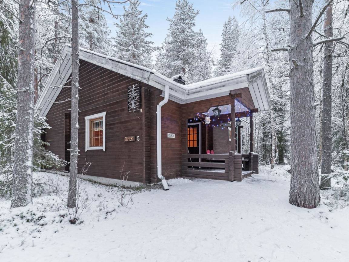 58 M² House ∙ 2 Bedrooms ∙ 5 Guests - Äkäslompolo