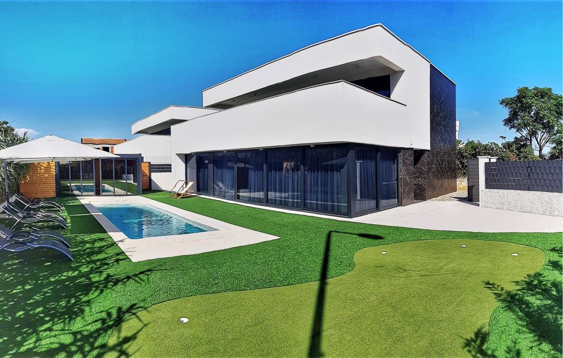 211 M² House ∙ 5 Bedrooms ∙ 13 Guests - Vir, Kroatien