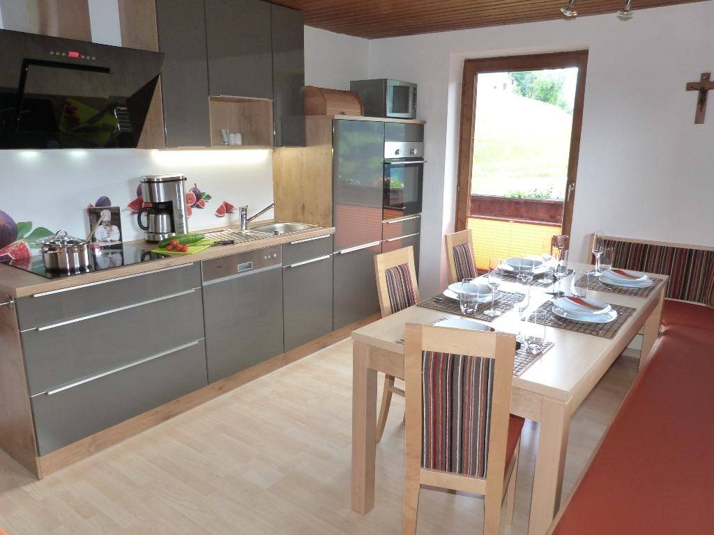 100 M² Apartment ∙ 3 Bedrooms ∙ 8 Guests - Kaltenbach