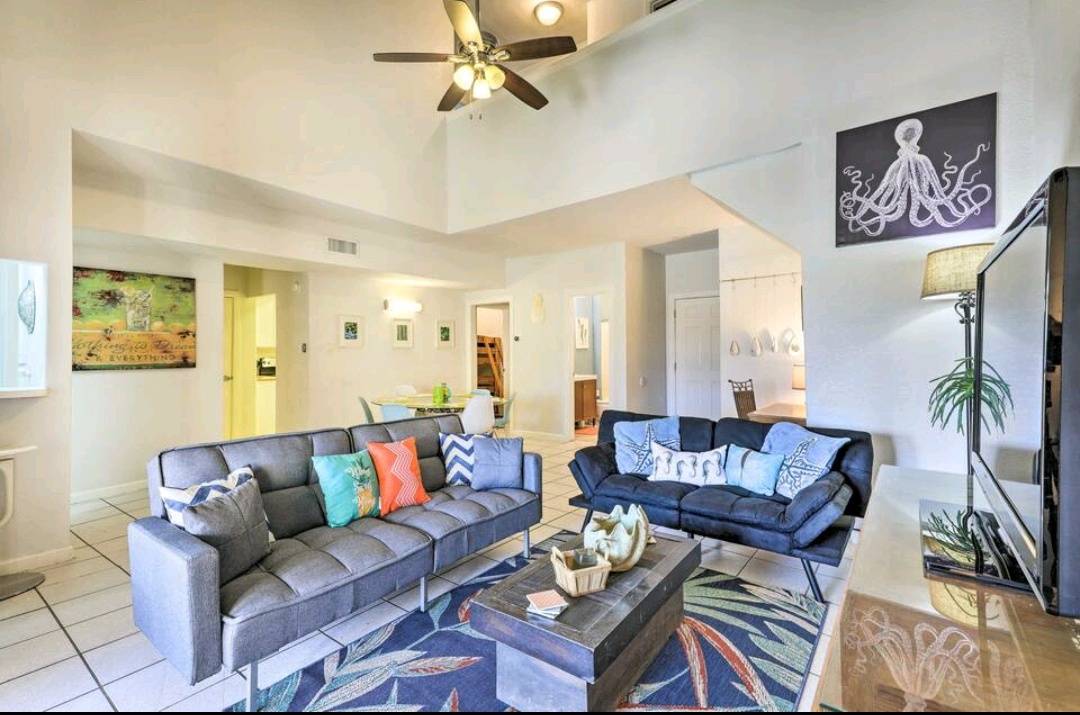 260 M² Condo ∙ 4 Bedrooms ∙ 10 Guests - South Padre Island, TX