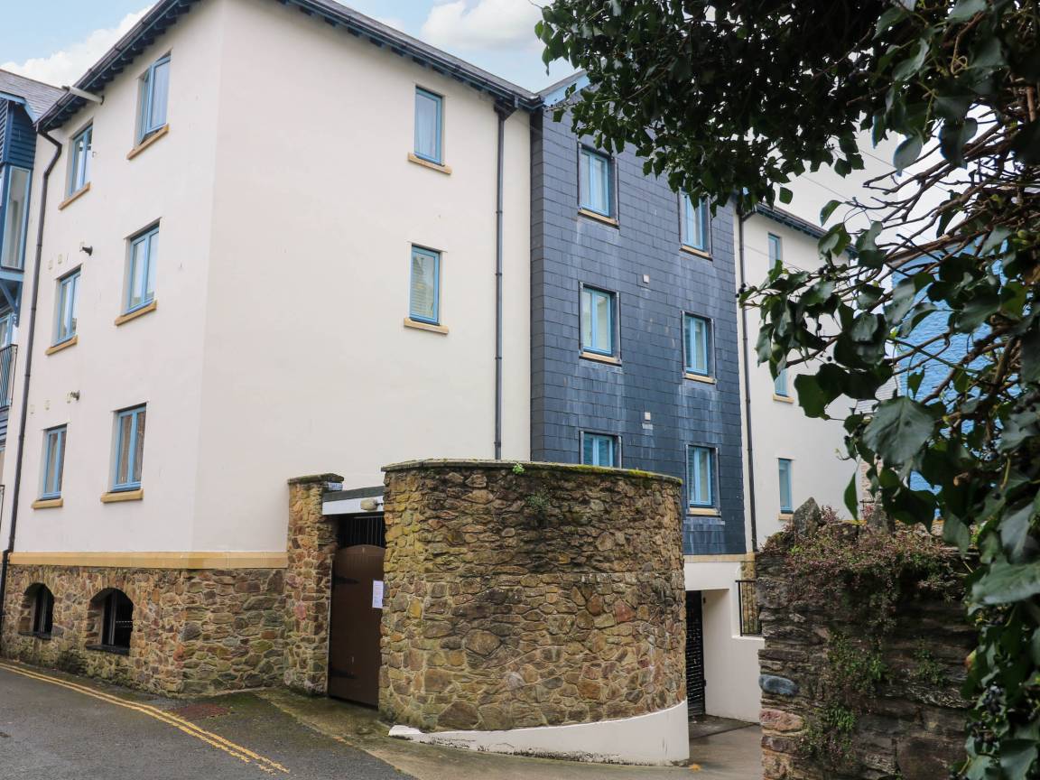 Cottage ∙ 2 Bedrooms ∙ 4 Guests - Kingswear