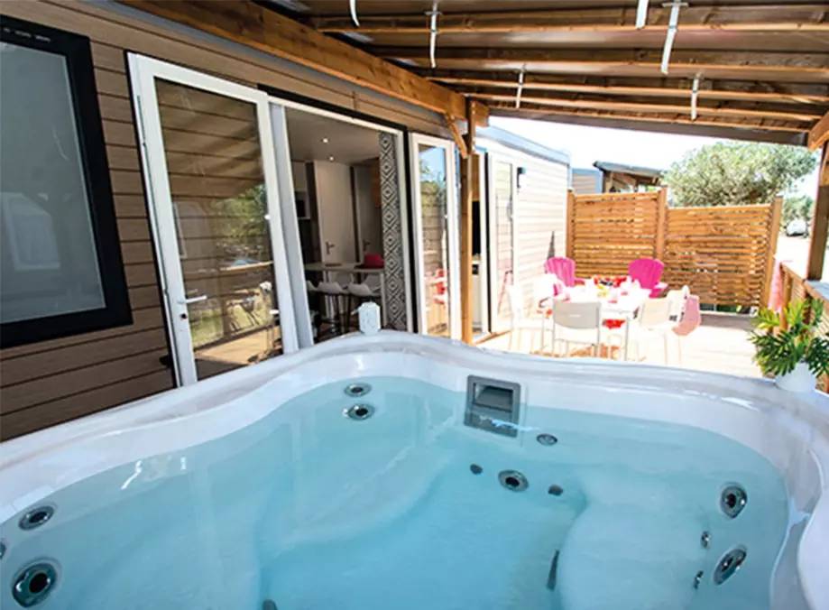 33 M² Mobil-home ∙ 3 Chambres ∙ 6 Personnes - Aups