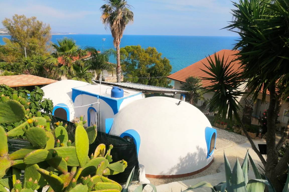 92 M² Bungalow ∙ 3 Habitaciones ∙ 5 Huéspedes - Sicilia