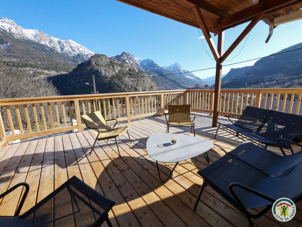 158 M² Gîte ∙ 5 Bedrooms ∙ 10 Guests - Briançon